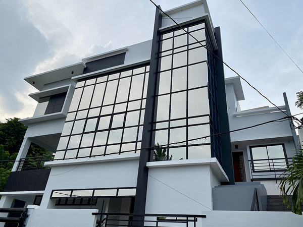 Construction – AVANT Diversified Development Corporation